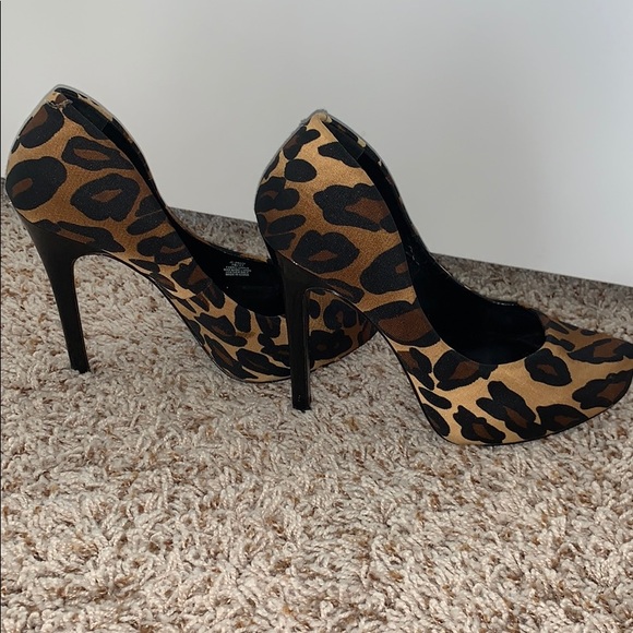 Jessica Simpson | Shoes | Jessica Simpson Leopard Print Pumps | Poshmark